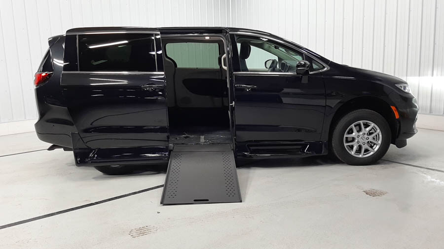 New Chrysler Pacifica Wheelchair Vans For Sale - Rollx Vans