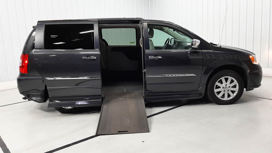 Used Chrysler Wheelchair Vans For Sale - Rollx Vans