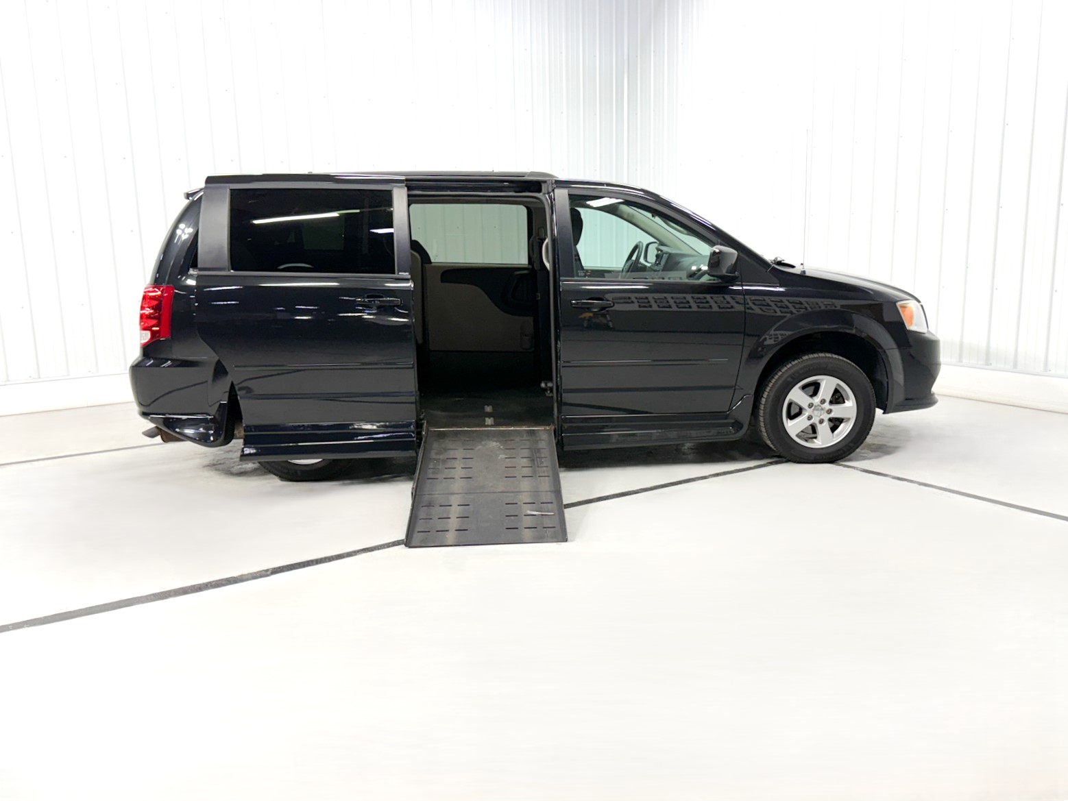 Reconditioned Wheelchair Vans | Renew by Rollx - Quality Guaranteed