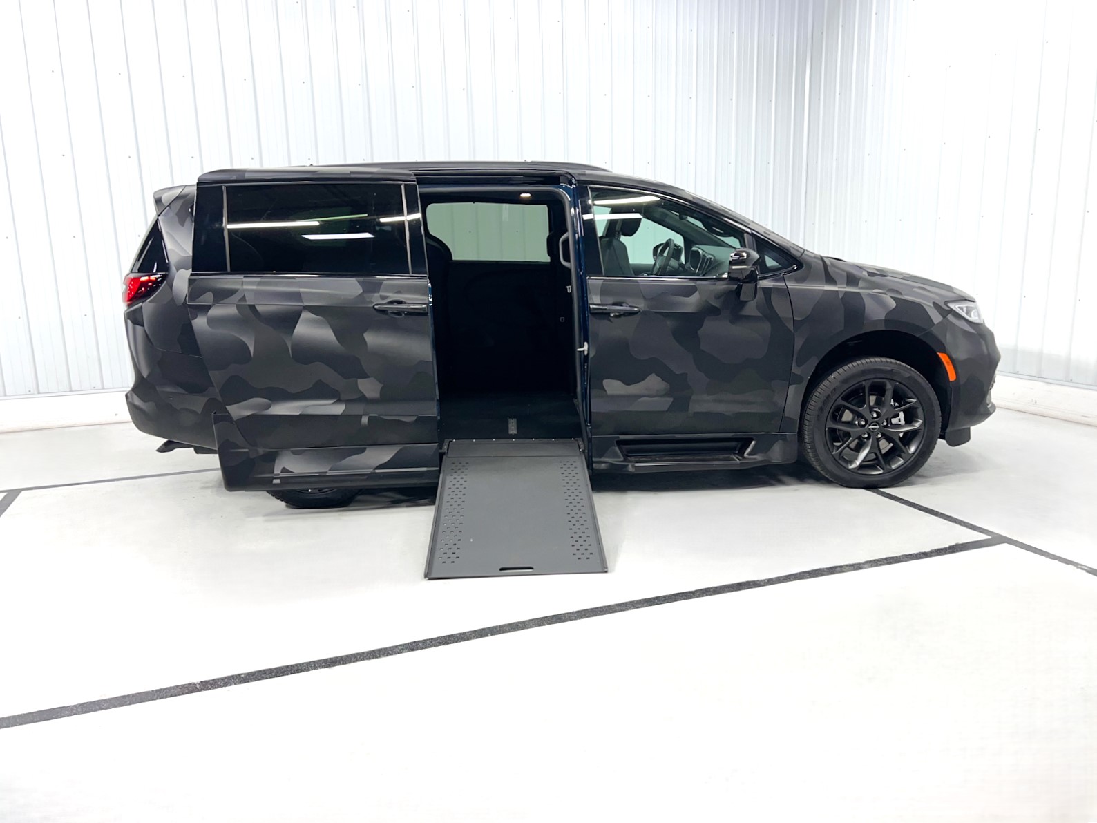 New Handicap Wheelchair Vans For Sale - Rollx Vans