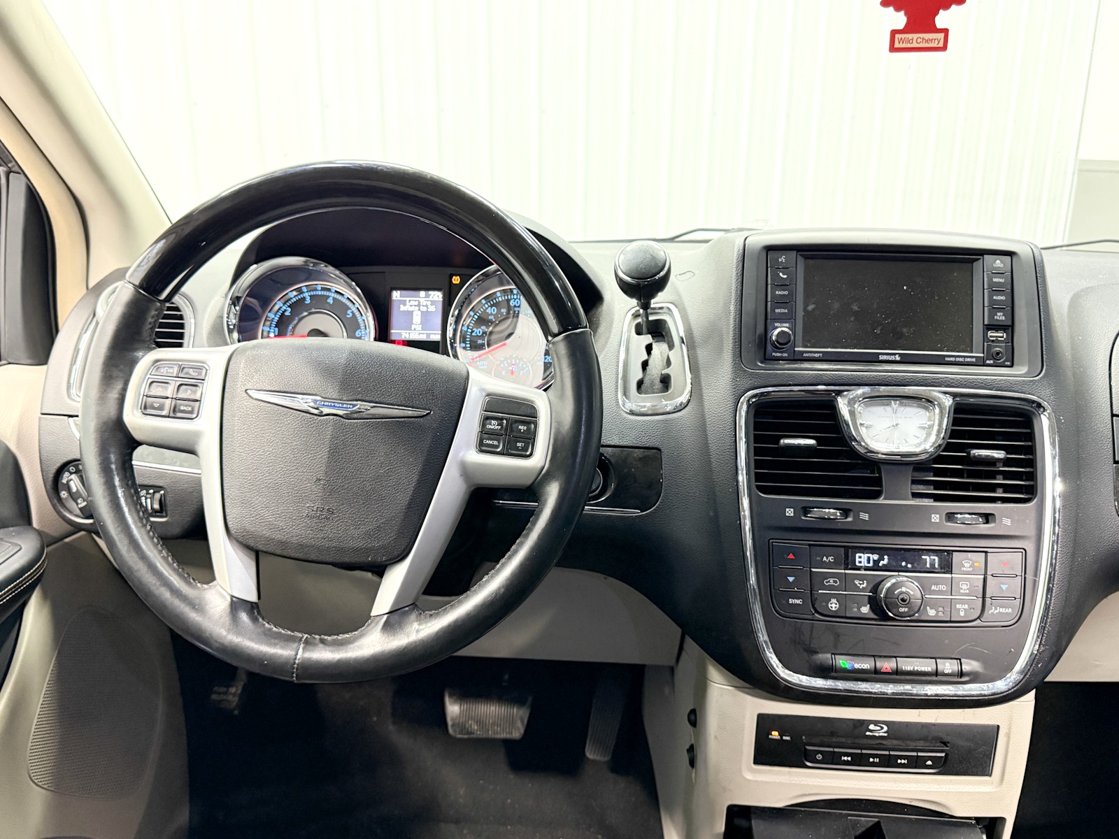 Used 2015 Chrysler T&c Wheelchair Van For Sale | #401514 | Rollx Vans