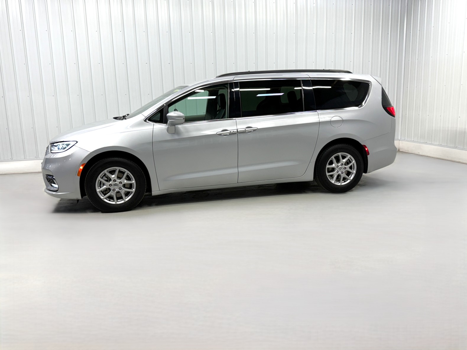 Newconversion 2022 Chrysler Pacifica Wheelchair Van For Sale | #401553 ...